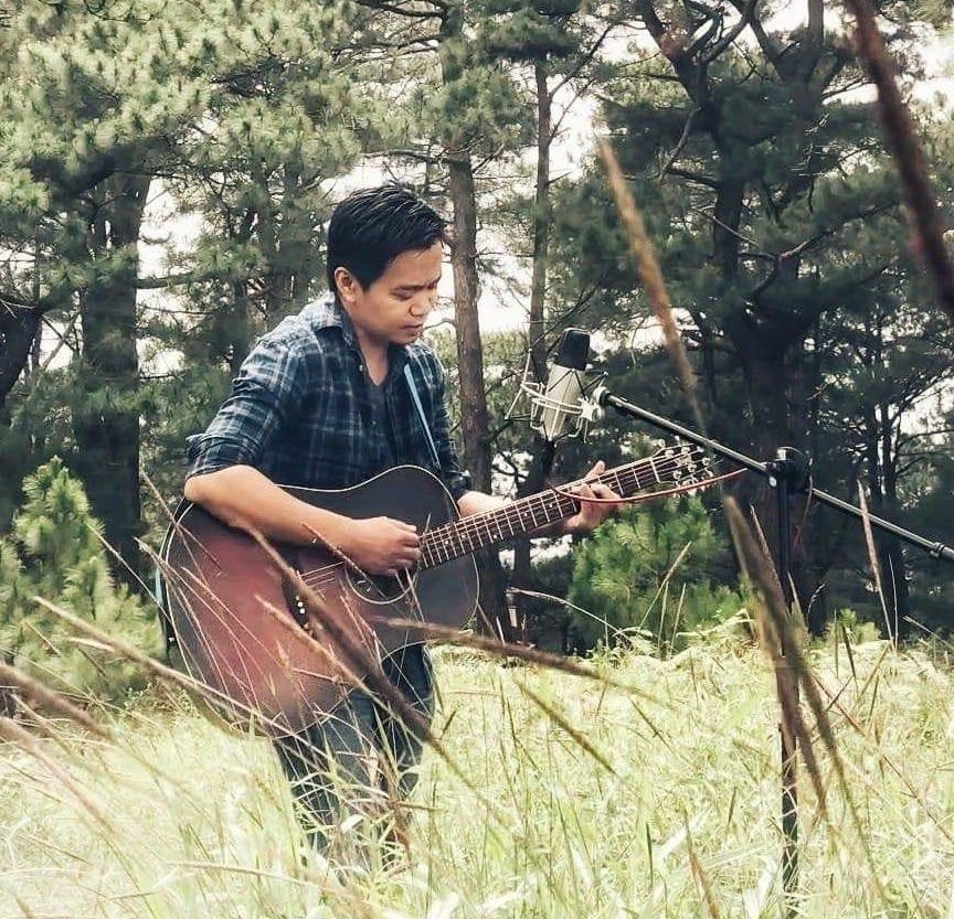 Music, Poetry & the Raw, Organic Sound of Divino Rivera | Alte Magazine
